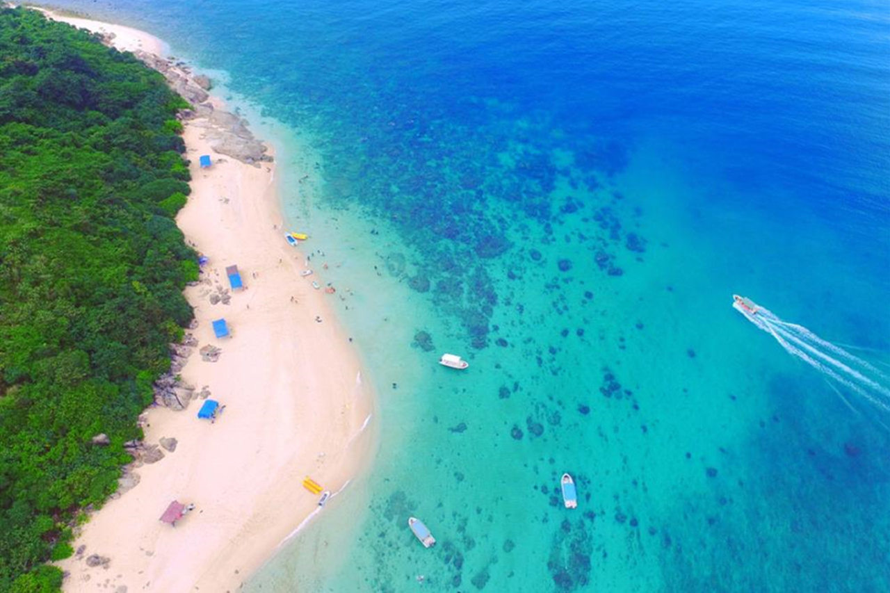 3-Day Sanya Car Rental Trip with Chauffeur Services - China Memory Trip