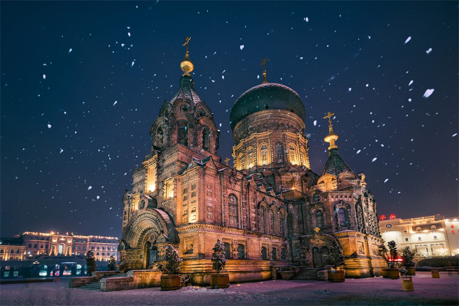 A line: 3-Day Harbin Winter Private Tour includes Sun Island Scenic ...