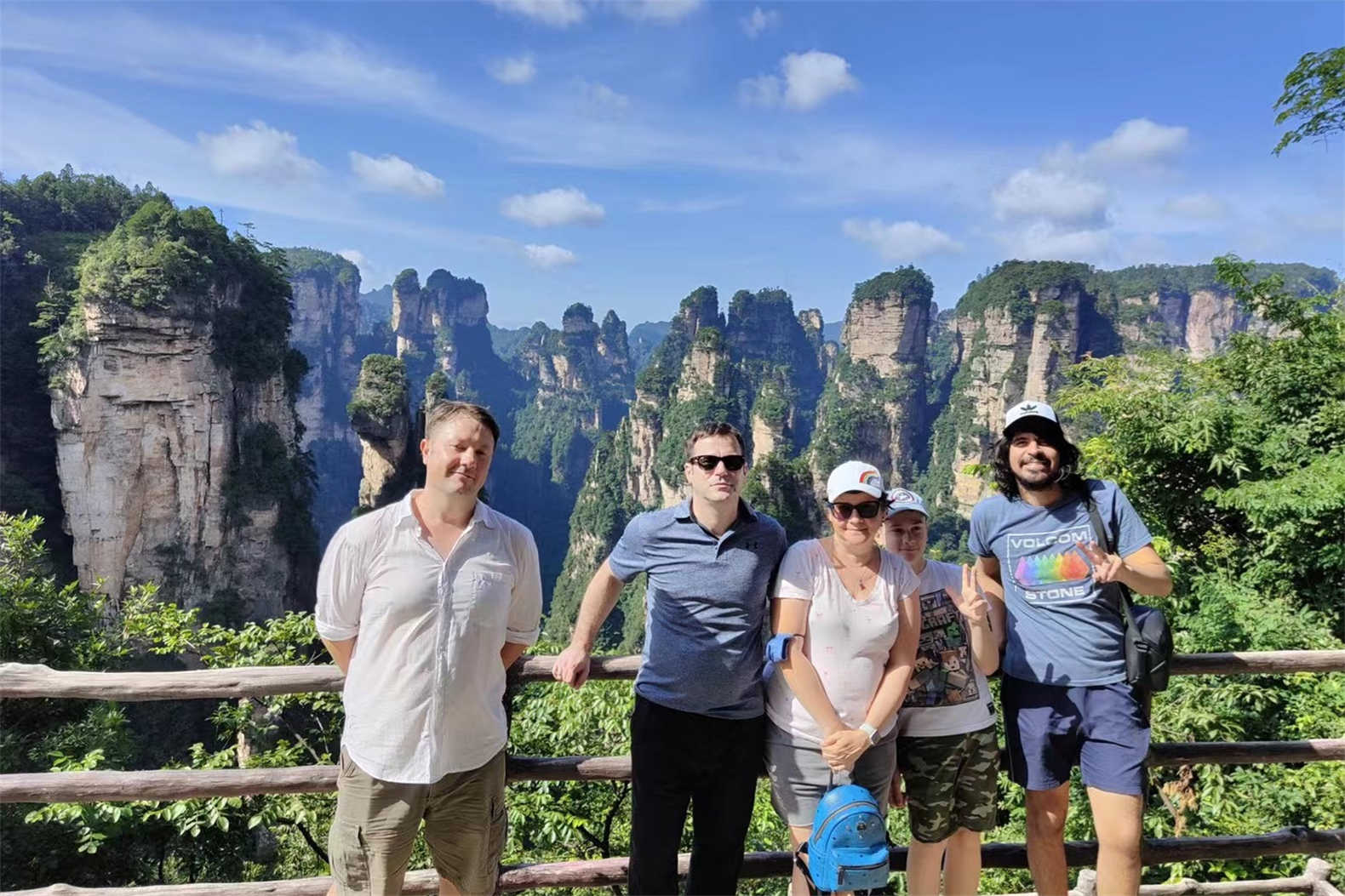 3-Day Zhangjiajie Private Tour of Zhangjiajie National Forest Park ...