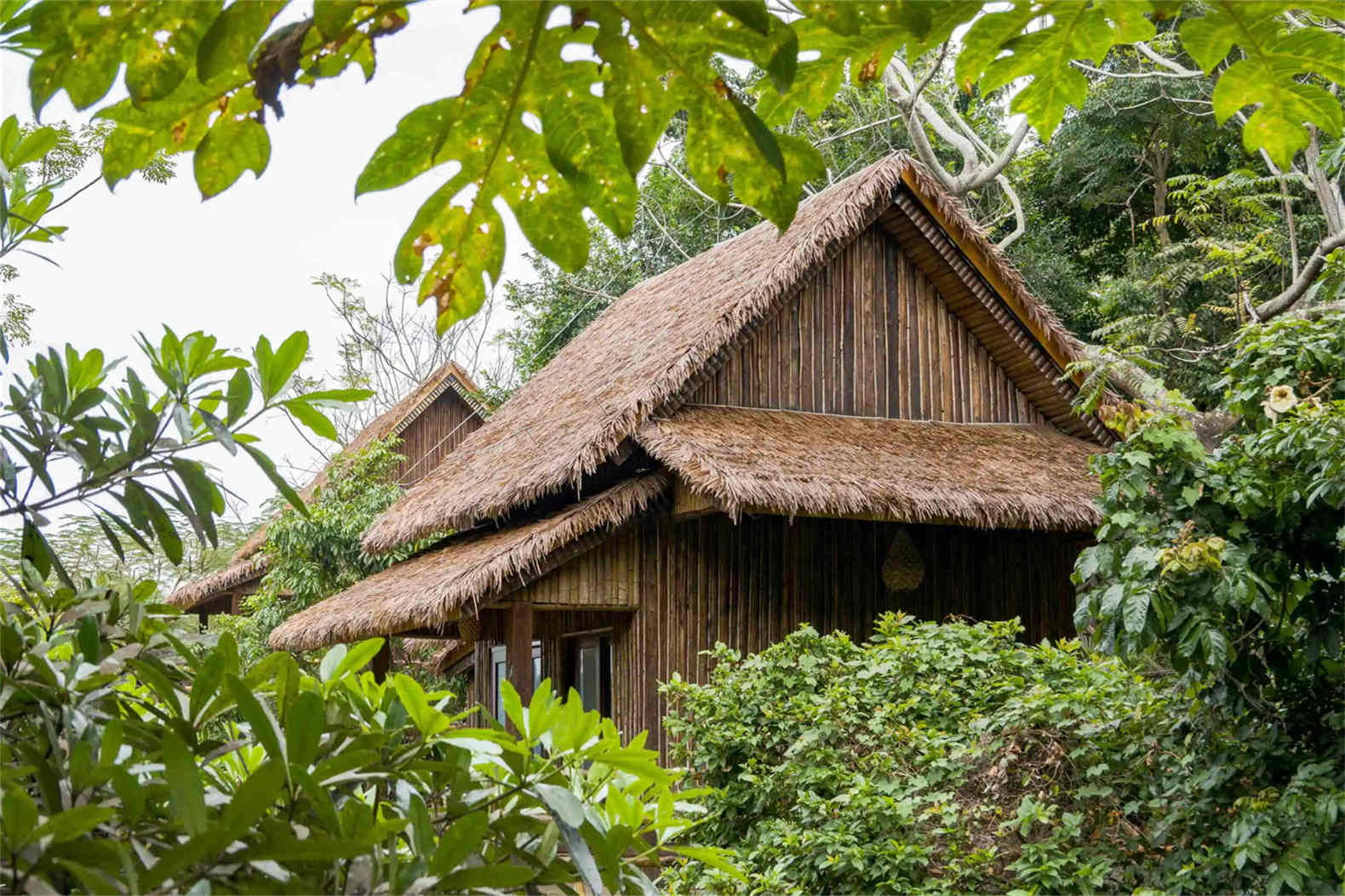 One Day Sanya Private Tour of Areca Valley Tourist Resort of Hainan ...