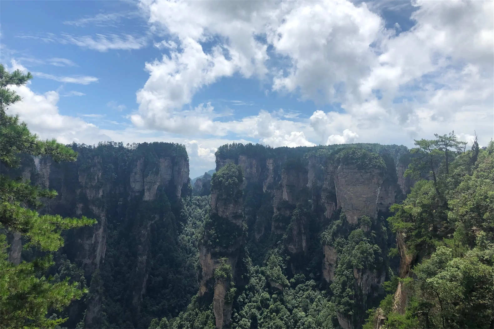 3-Day Zhangjiajie Private Tour of Zhangjiajie National Forest Park and ...