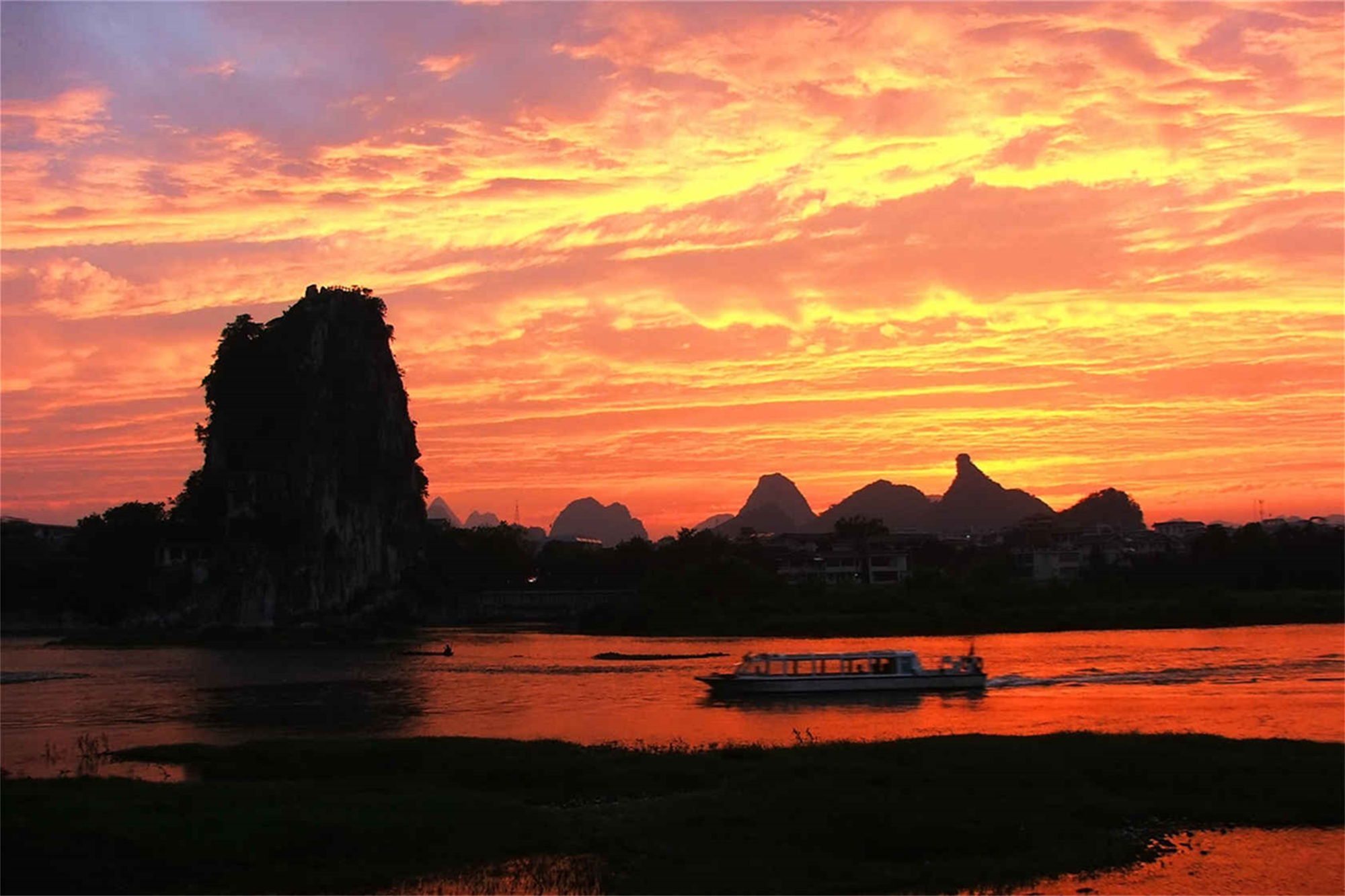 4-Day China Private Tour of Hong Kong and Guilin - China Memory Trip